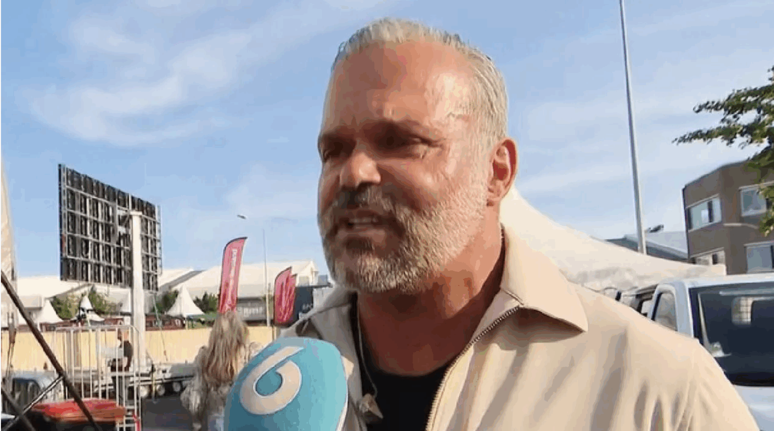 Volkszanger Denny Braaf reageert op relatie van dochter Noa met André Hazes